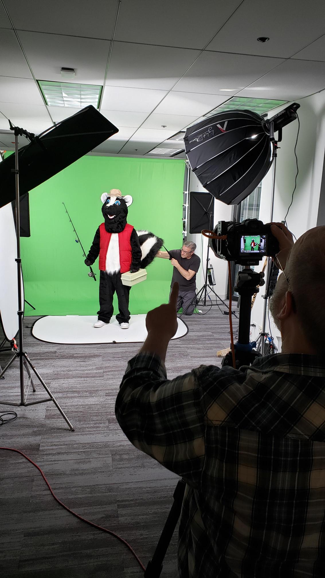 Stan K. Behind the Scenes at a Photoshoot. - FUNKAWAY Extreme Odor ...