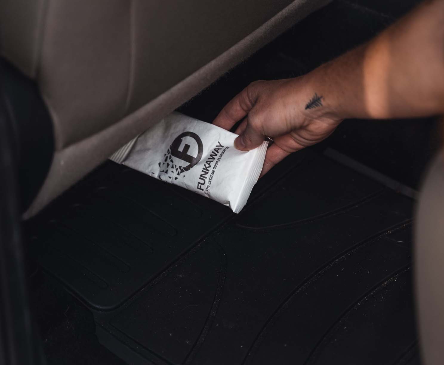Auto Sachet - FUNKAWAY Extreme Odor Eliminator